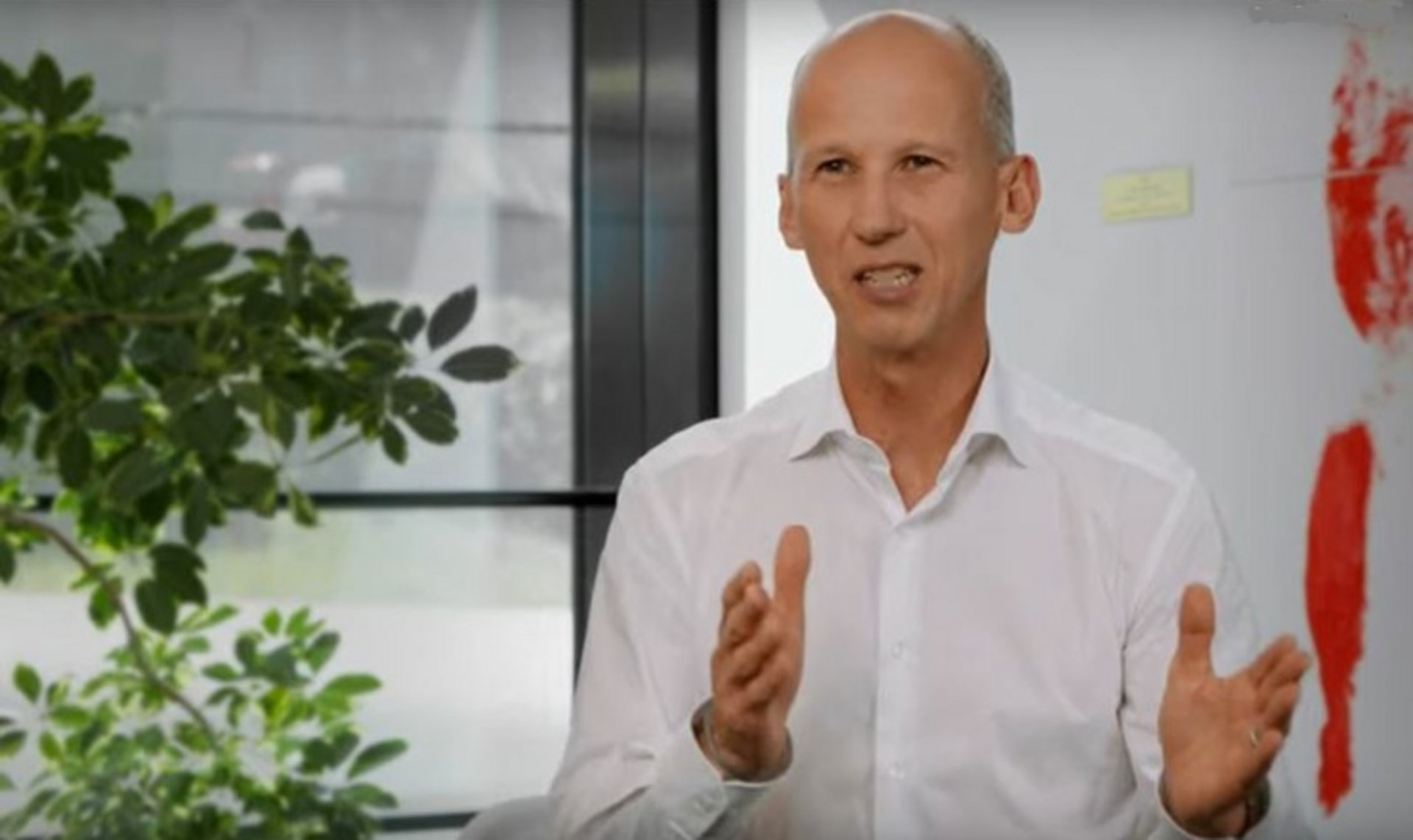 An interview with Prof. Dr. Oliver Gassmann on the future of universities